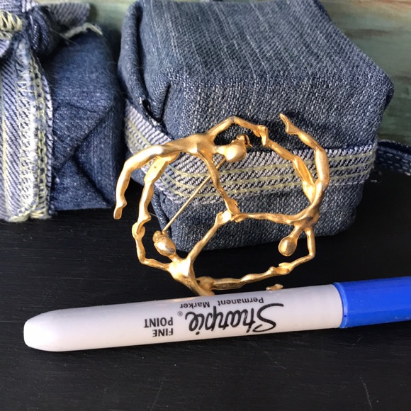 Jewelry | Vintage Gold Color Pin Three Hand Pinwheel | Poshmark